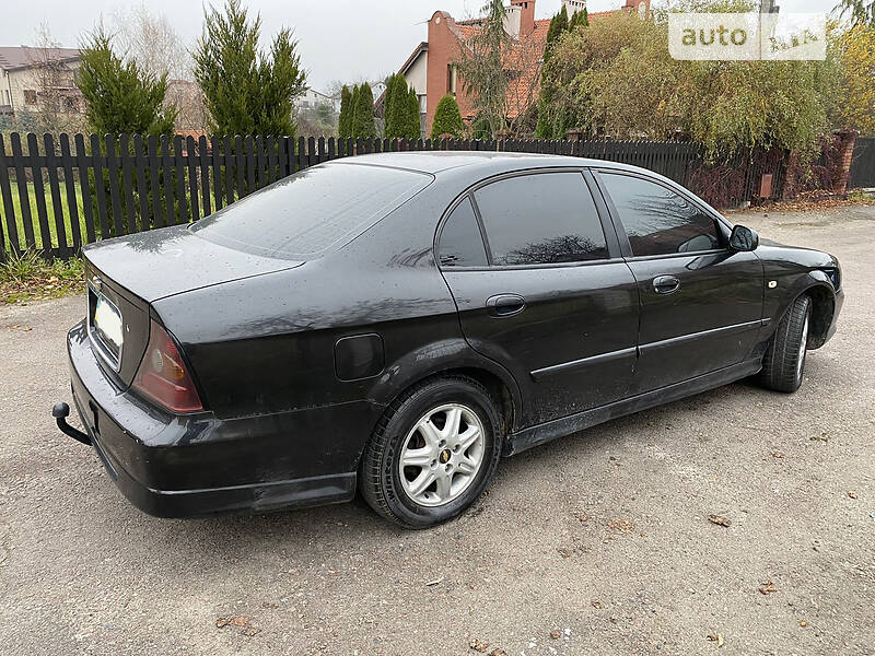 AUTO.RIA – Продам Шевроле Еванда 2004 бензин 2.0 седан бу у Львові ...