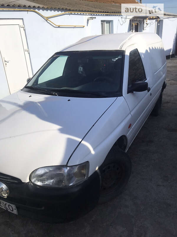 AUTO.RIA – Продам Форд Ескорт Експрес 2001 (AE5982KO) : 2500 $, Миколаїв