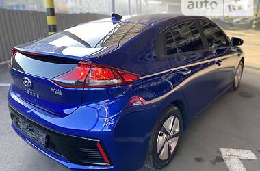AUTO.RIA – Продам Хюндай Іонік 2018 гібрид (hev) 1.6 седан бу у Харкові ...