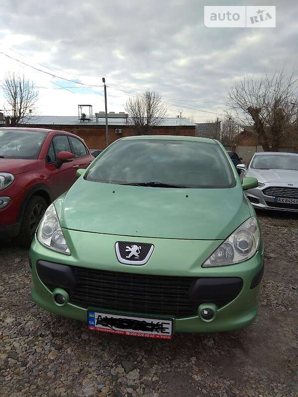 AUTO.RIA – Продам Пежо 307 2004 бензин 1.4 хетчбек бу у Кременчуці, ціна 3200