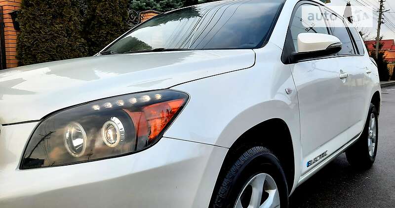 Toyota RAV4 EV 2014 VIN: Lot# - historial de ventas de automóviles en auto.ria.com