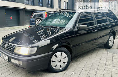 AUTO.RIA – Продам Фольксваген Пассат 1995 (AT2342EA) універсал бу у Івано-Франківську, ціна 2499