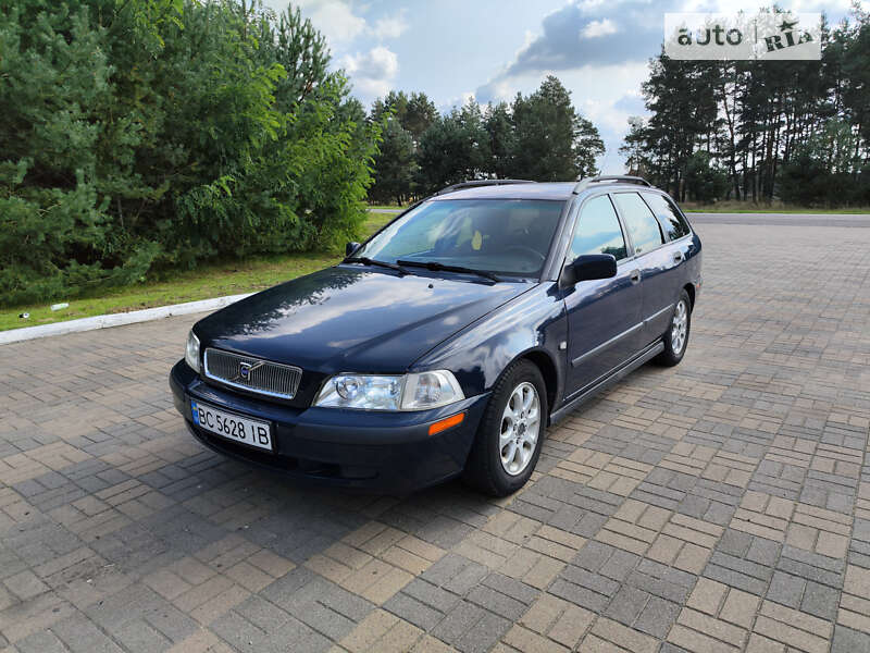 AUTO.RIA – Продам Вольво В40 2000 (BC5628IB) бензин 1.8 універсал бу у Львові, ціна 3500